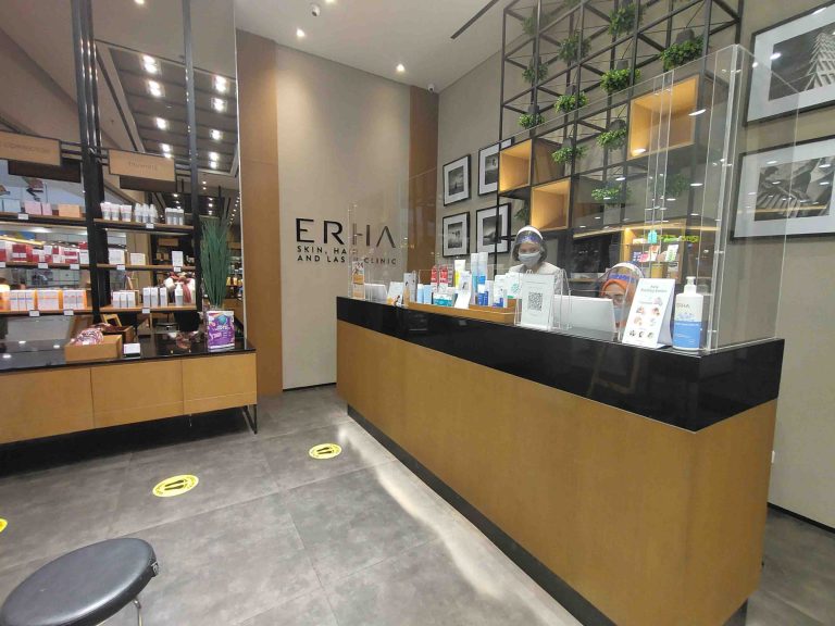 Review dan Hasil ERHA Itch-Free Scalp Treatment di ERHA Apothecary AEON ...
