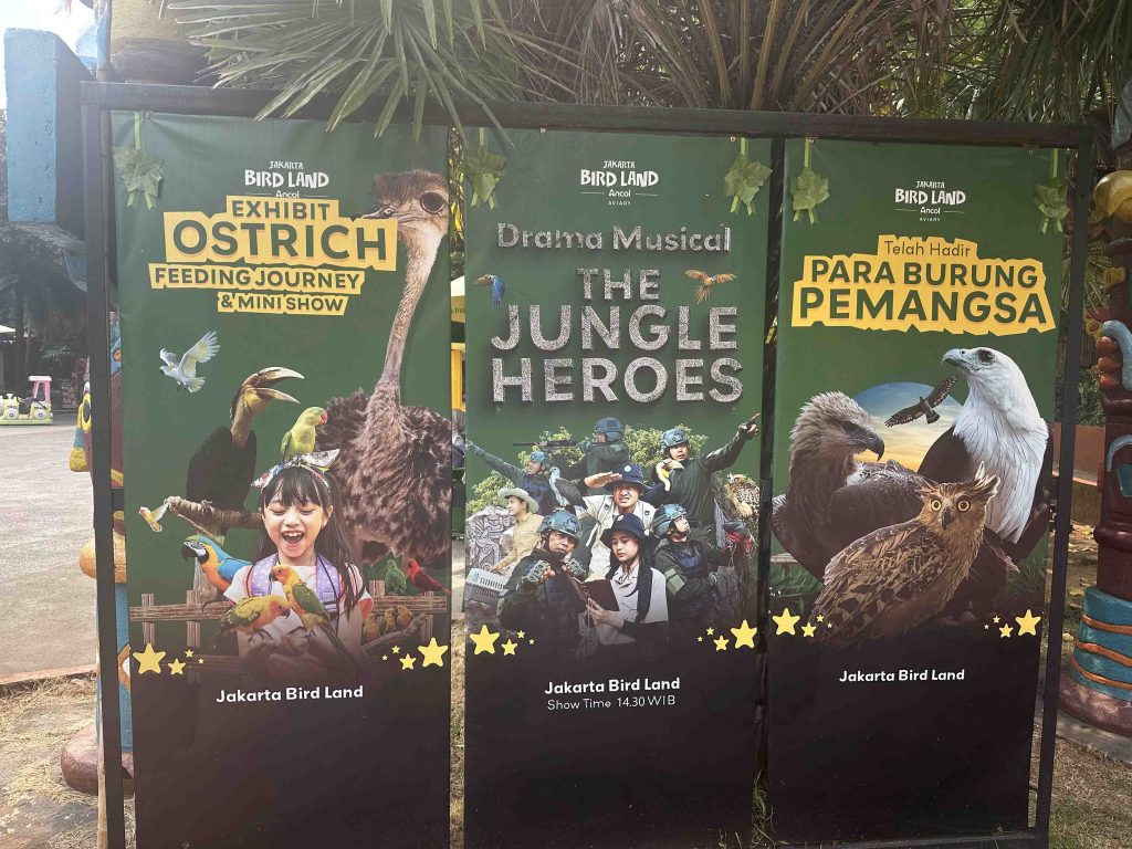 Pengalaman Seru di Jakarta Bird Land Ancol Bersama Keluarga